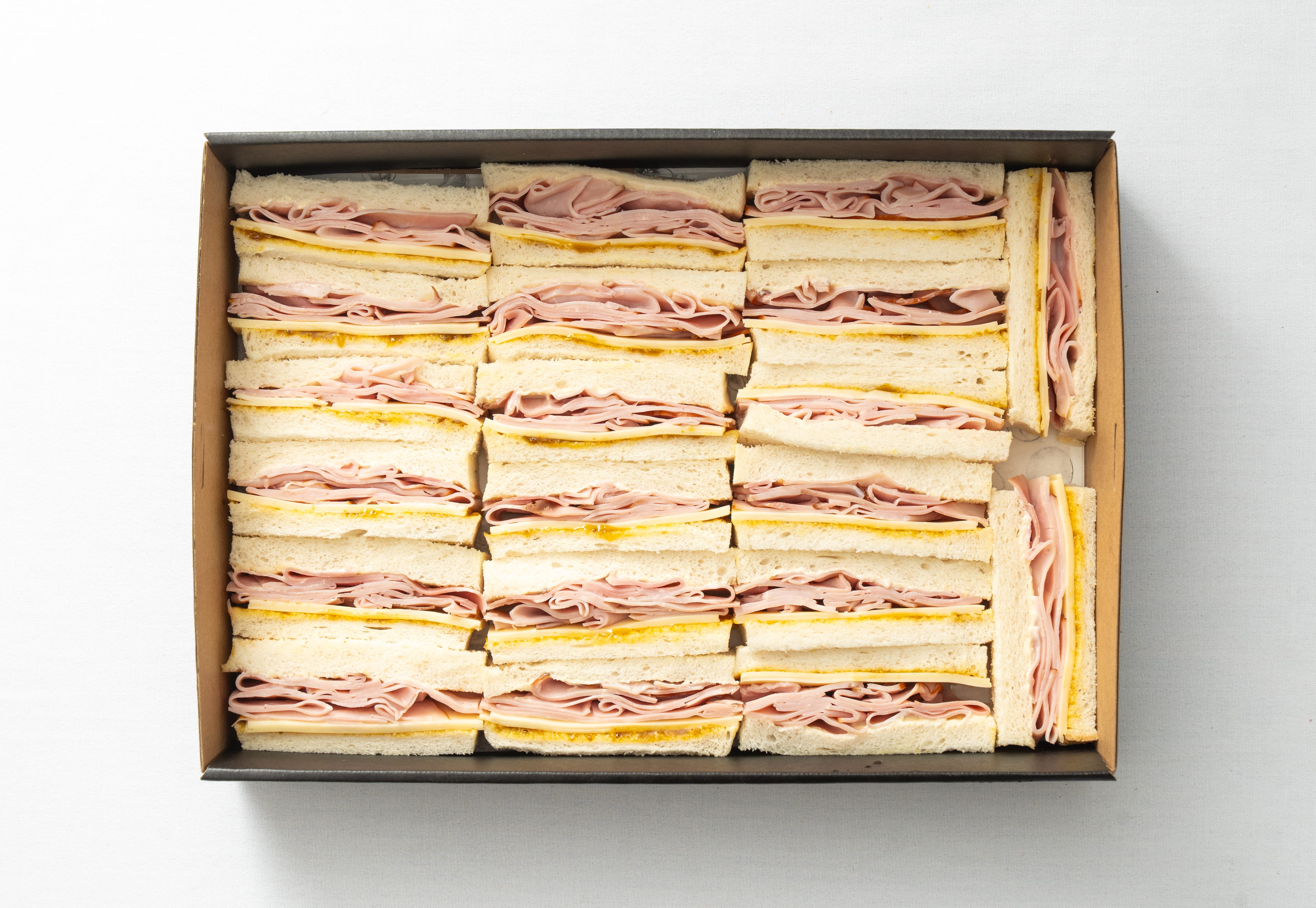 Smoked ham & cheese cocktail sandwich – Catering by Simon Sandall